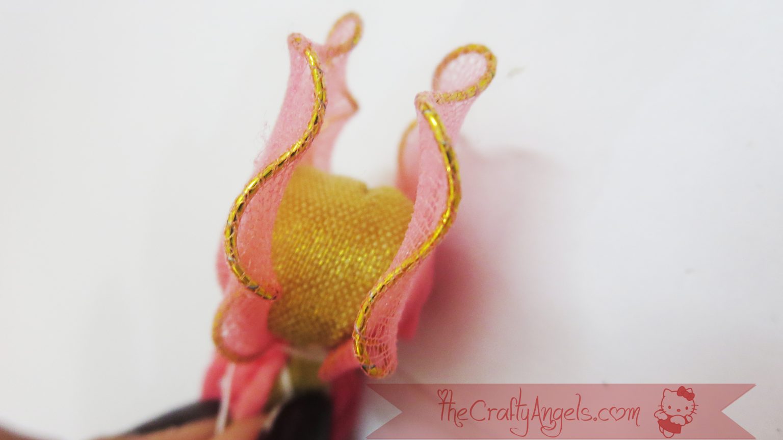 Easy Stocking Flower tutorial » The Crafty Angels