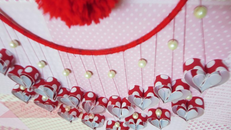 Paper hearts Wall hanging tutorial » The Crafty Angels