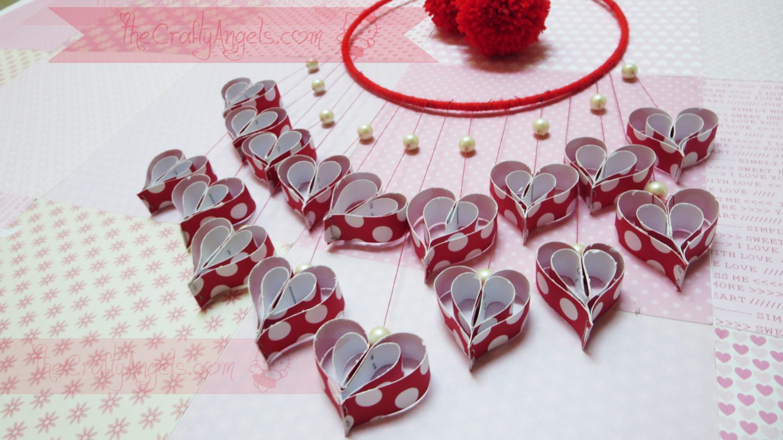 Paper hearts Wall hanging tutorial » The Crafty Angels