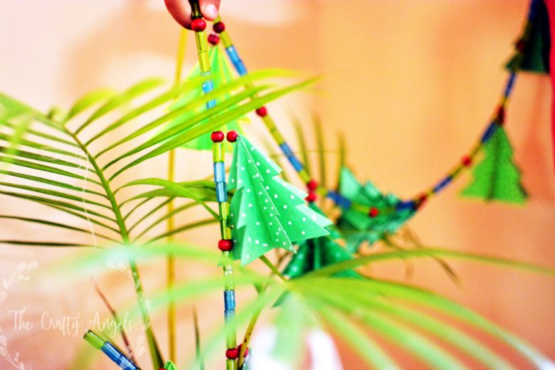 Paper Christmas Tree Garland Tutorial » The Crafty Angels