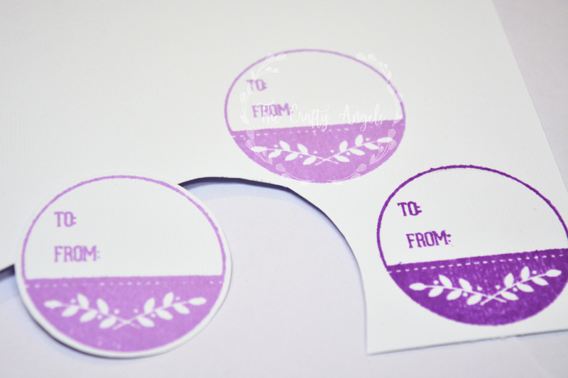 Lace edged Christmas tags tutorial » The Crafty Angels