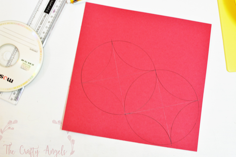 DIY Square Pillow Box tutorial » The Crafty Angels