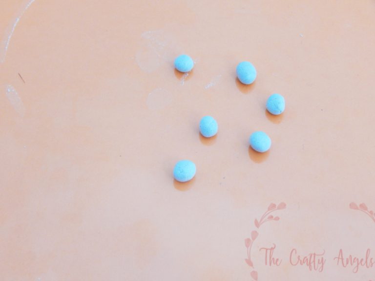 Clay keychain DIY tutorial » The Crafty Angels