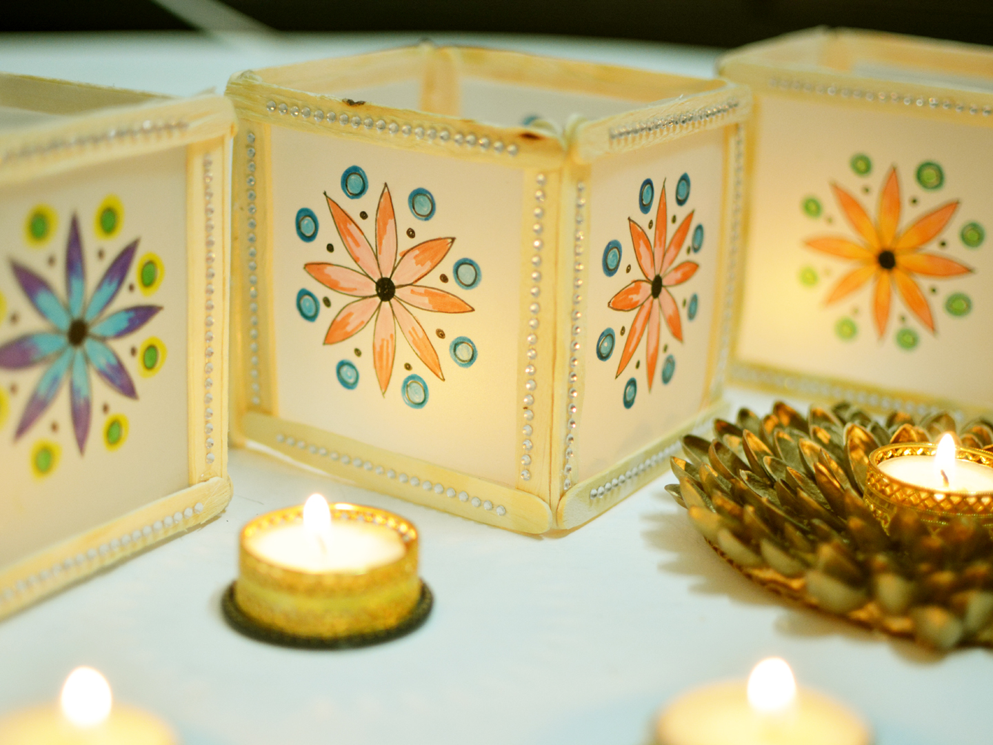 Diwali Lantern Making Tutorial » The Crafty Angels