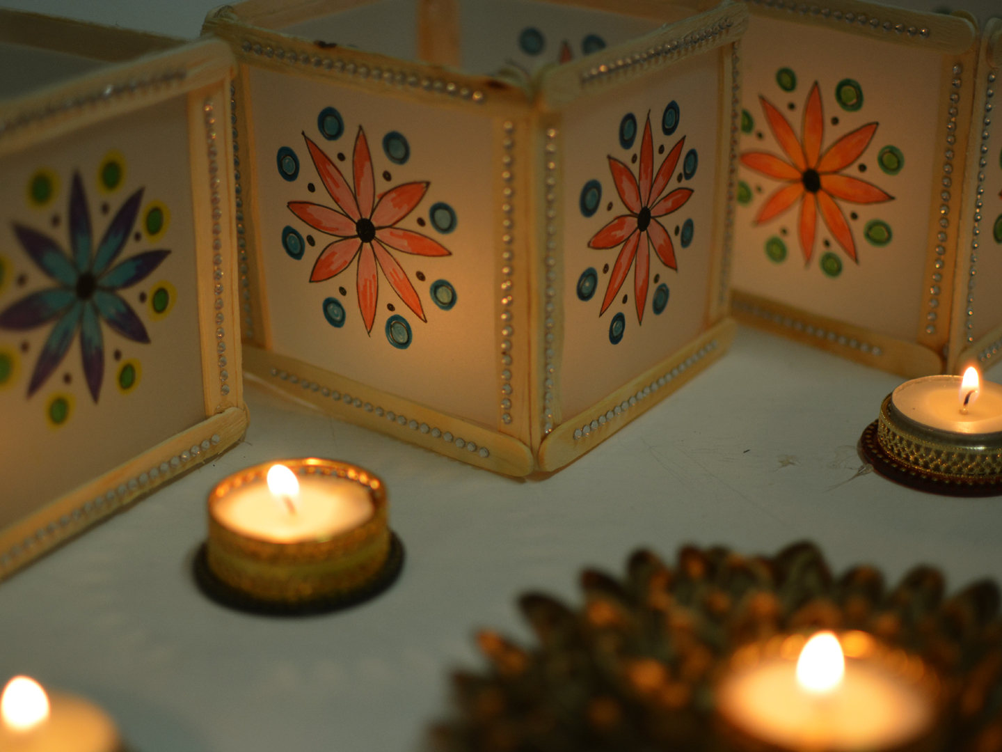 Mini mandala Diwali lantern with Popsicles in 5 minutes » The Crafty Angels