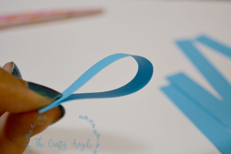 DIY Paper snowflakes Christmas Ornaments Tutorial » The Crafty Angels