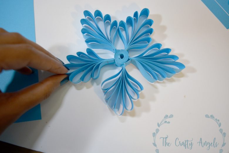 DIY Paper snowflakes Christmas Ornaments Tutorial » The Crafty Angels