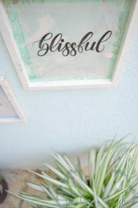 Creating a DIY Gallery wall on budget » The Crafty Angels