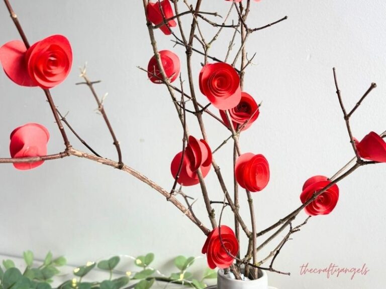 Easy Paper Roses tutorial for Valentines » The Crafty Angels